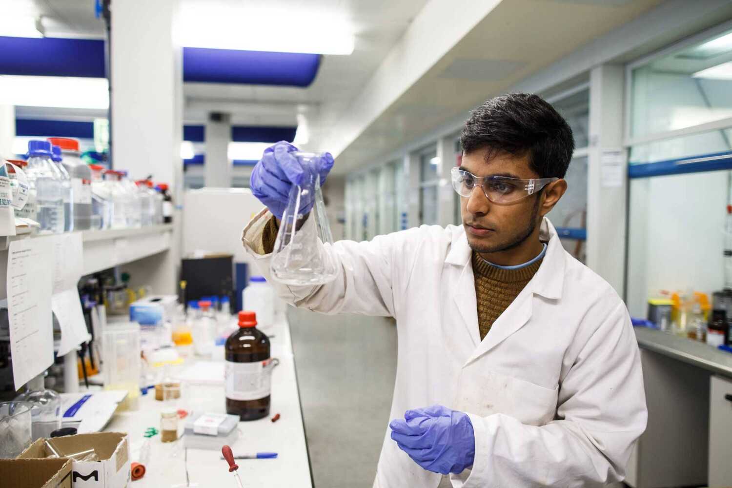 Natural Sciences degrees with a Foundation Year - University of Kent ...