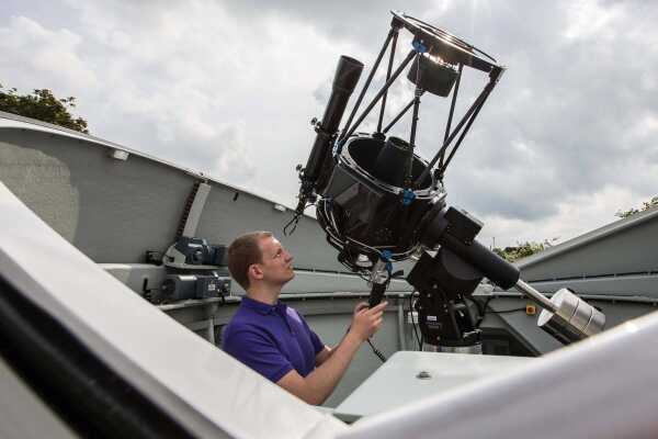 Physics with Astrophysics - BSc (Hons) - Undergraduate courses ...