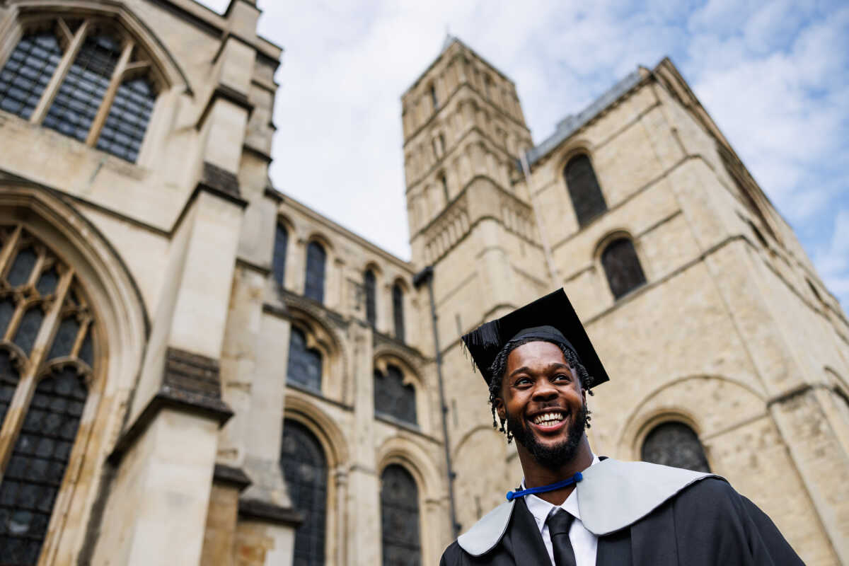 Graduation photography - Graduations - University of Kent