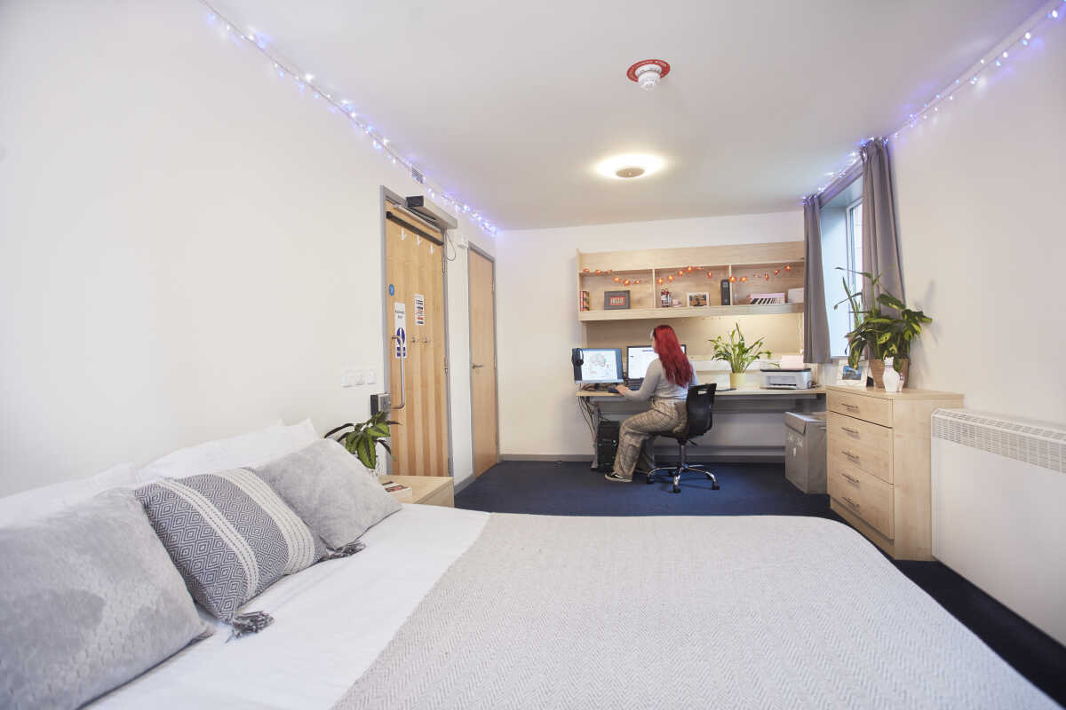Accessible and adaptable rooms - Student accommodation - University of Kent