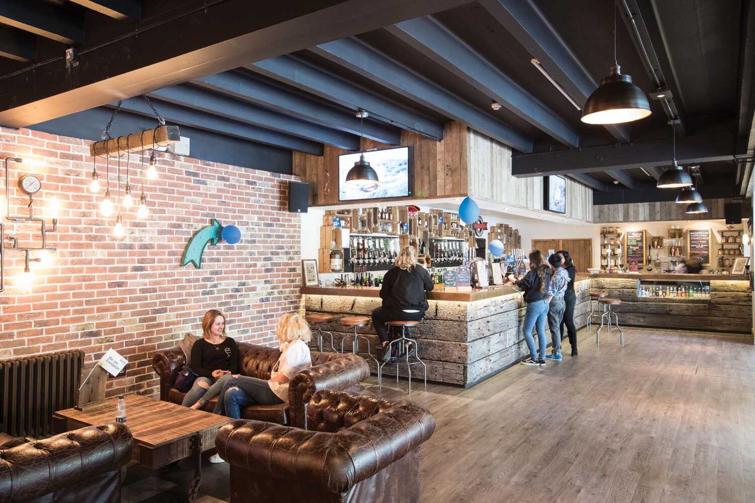 Eat, drink and shop - Canterbury - University of Kent